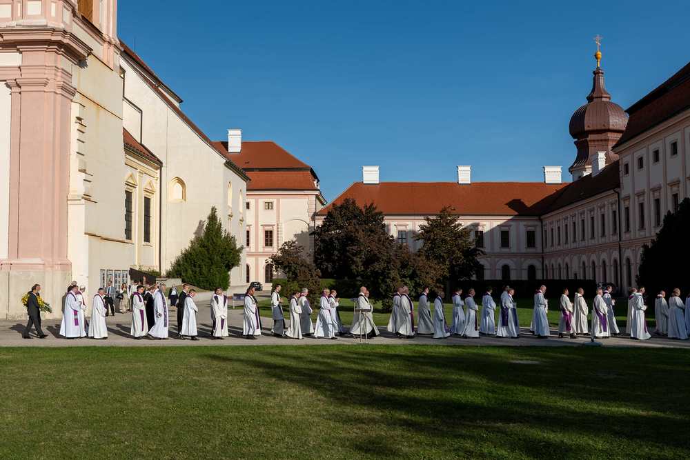 Benediktinerstift Göttweig - Ort der Begegnung - Beerdigung Pater ...