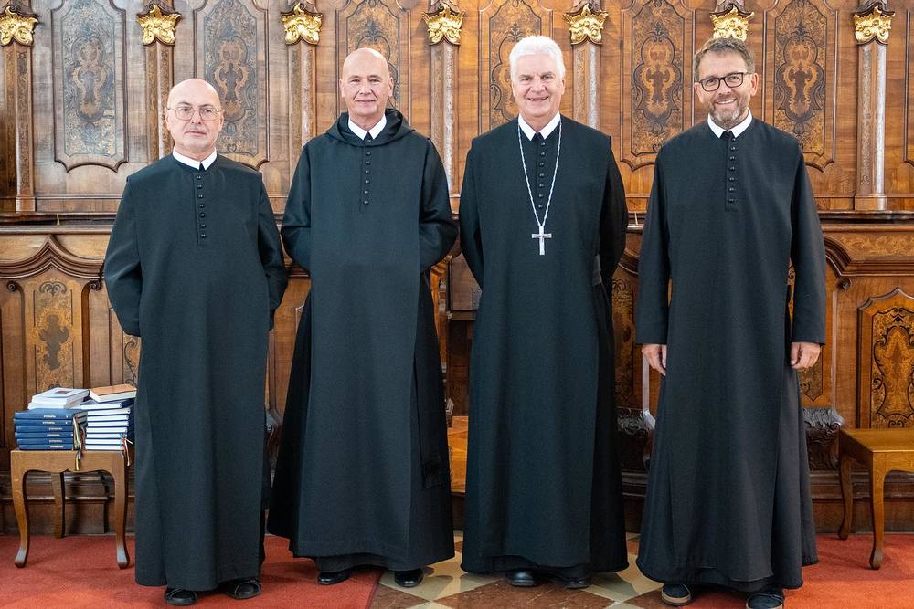 Benediktinerstift Göttweig - Ort der Begegnung - Frater Lukas Maria in ...